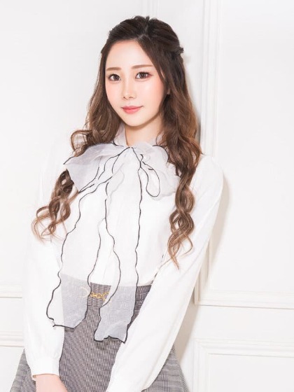 日向 ひなた - CLUB RAISE（レイズ）(北新地・キャバクラ)・口コミ【夜遊びショコラ】lll