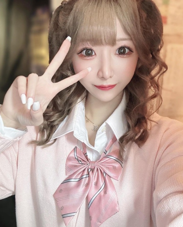 霜月奈々 WMWM（ウェーブ） - 歌舞伎町/キャバクラ｜夜遊びショコラlll